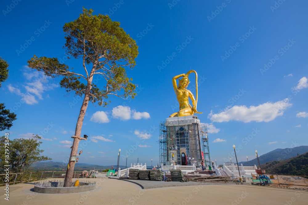 Phra Mae Thorani gold statue is being built according to the belief of ...