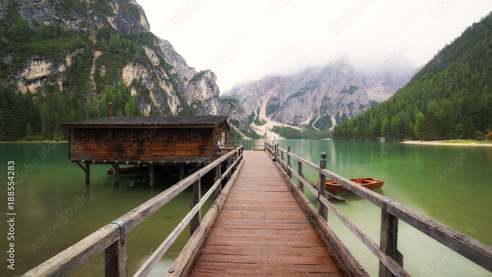 Nuvole e pioggia sul lago di Braies, Lago di Braies Stock Photo | Adobe ...