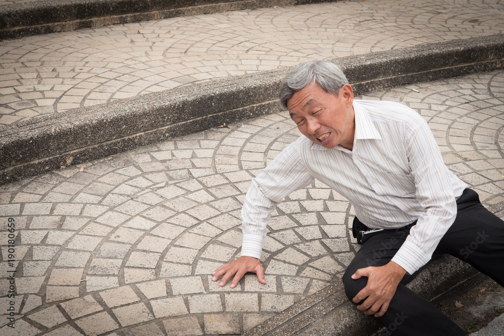 old man falling down, senior accident Stock Photo | Adobe Stock