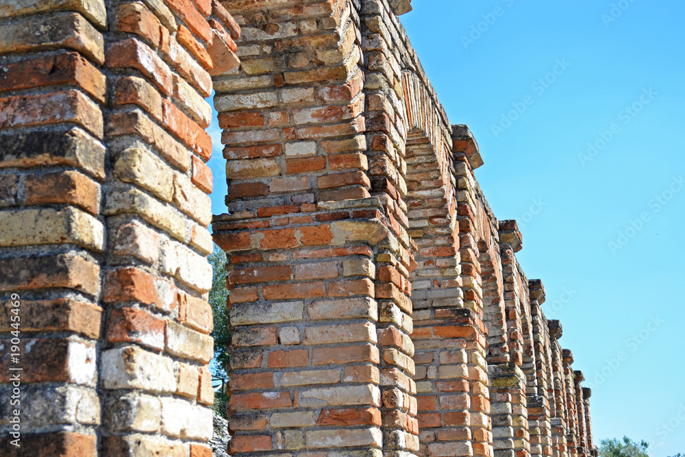 ROMAN RUINS at Grotte di Catullo or Caves of Catullus Brick Villa ...