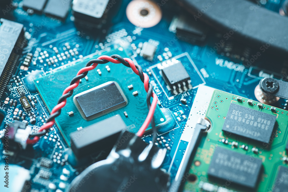 Computerchip auf Platine, Nahaufnahme Stock-Foto | Adobe Stock