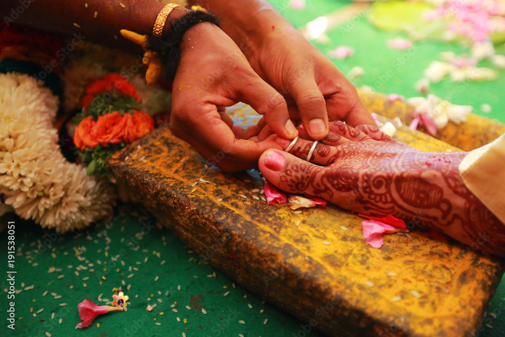 South Indian wedding rituals, Indian wedding rituals of bride and groom ...