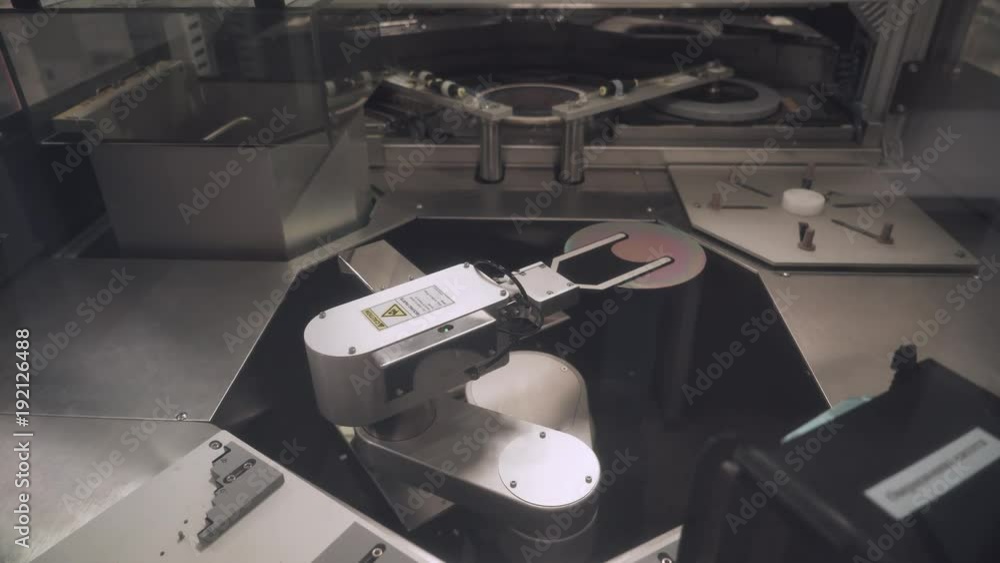 Innovative laboratory, automatic machine produces polishing of silicon ...