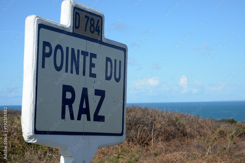 Panneau de la pointe du Raz Stock Photo | Adobe Stock