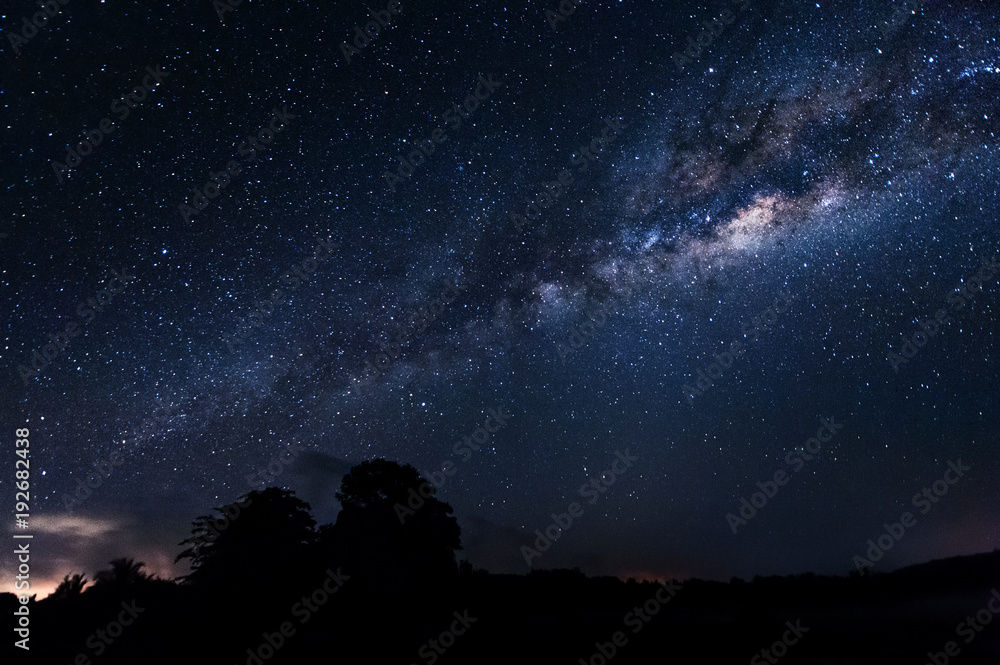 Fotka „Starry night sky with milkyway galaxy. Image suitable for ...