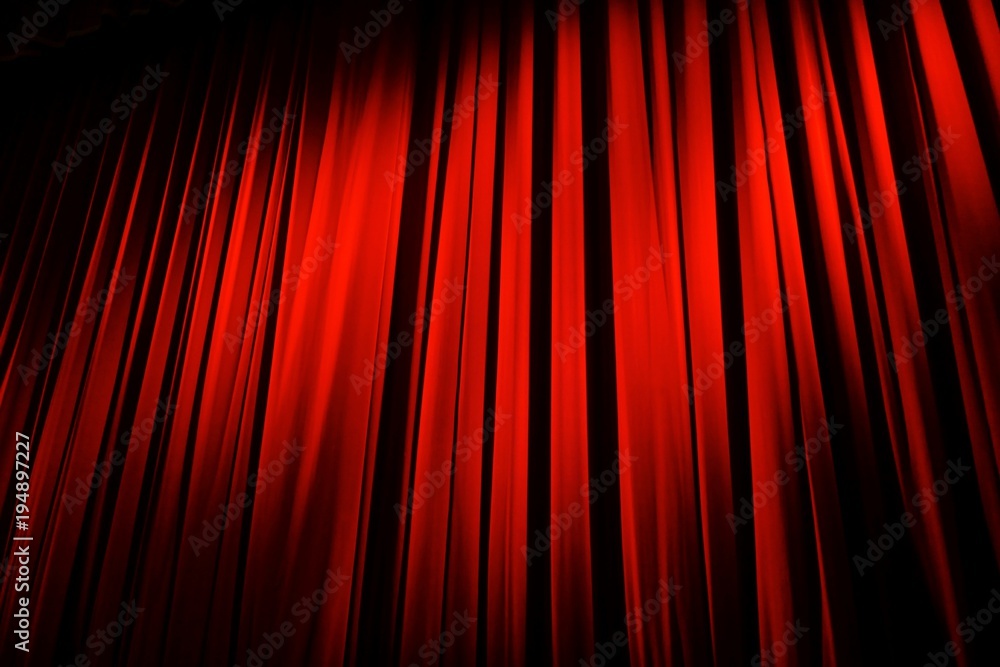 Rideau rouge théâtre Stock Photo | Adobe Stock