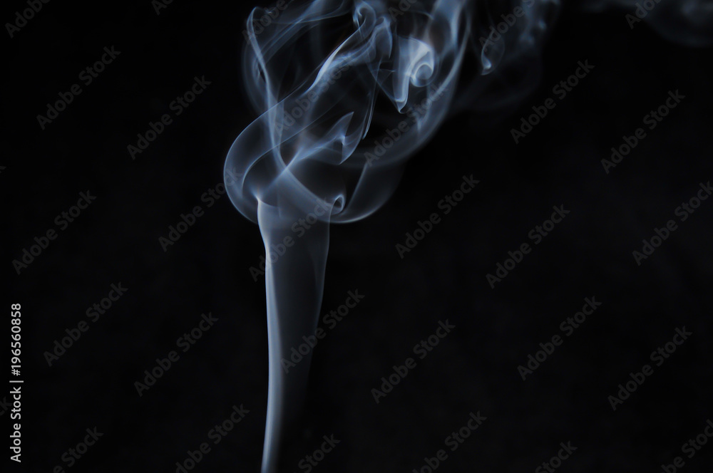 Fumo de pau de incenso Stock Photo | Adobe Stock