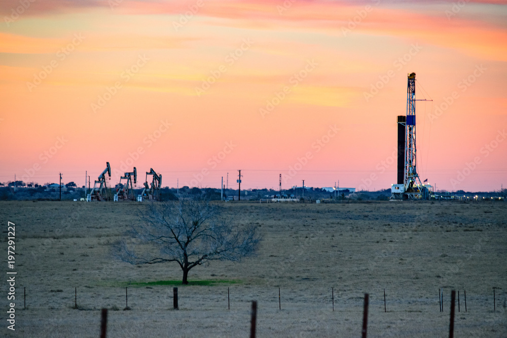 Shale Oil Rig Stock Photo | Adobe Stock