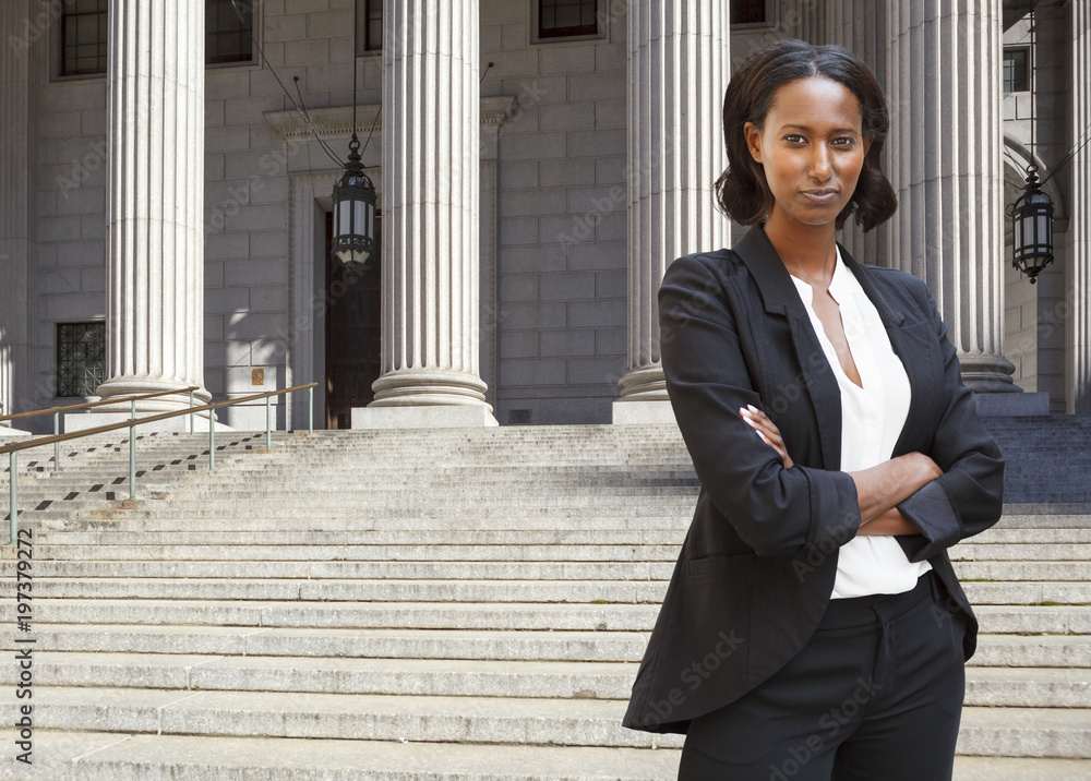Lawyer Outside Courthouse foto de Stock | Adobe Stock