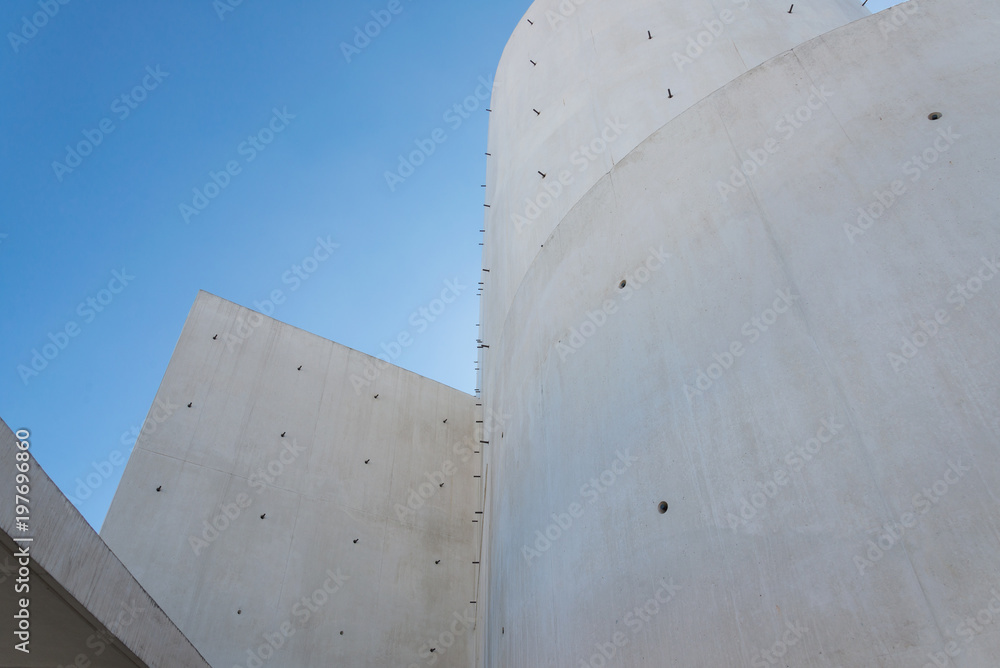 Organic Concrete Architecture