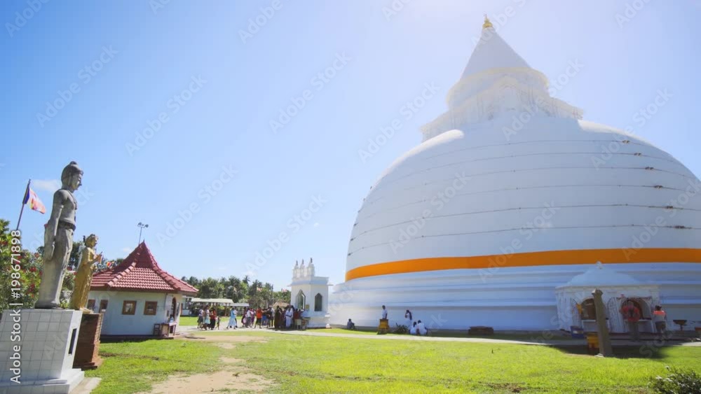 Tissamaharama Raja Maha Vihara Temple in Sri Lanka Stock ビデオ | Adobe Stock