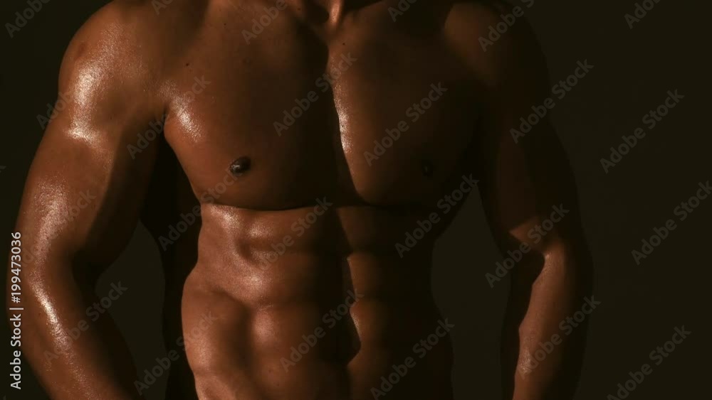 Athletic caucasian bodybuilder. Beautiful man body. Muscle man torso ...