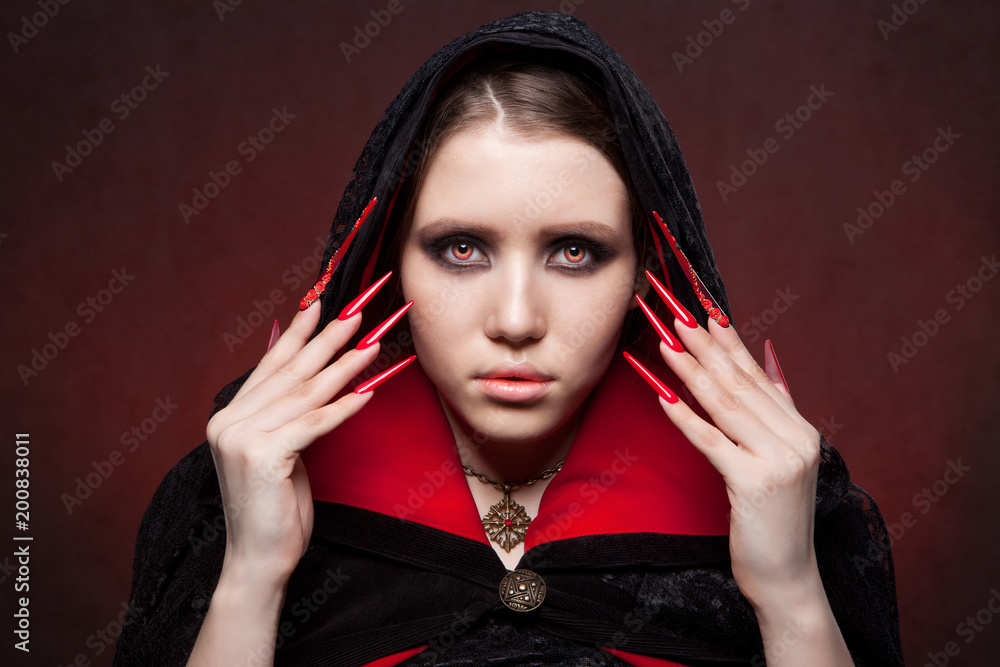 Beautiful Vampire Makeup For Women