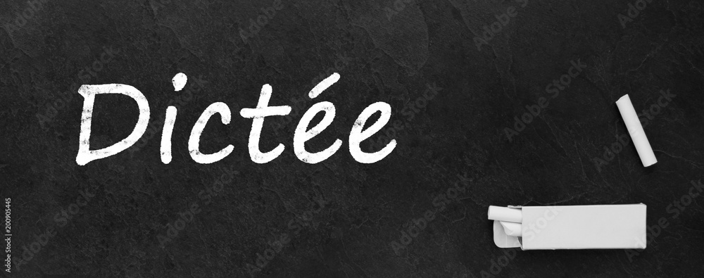 Dictée sur ardoise avec craies Stock Photo | Adobe Stock