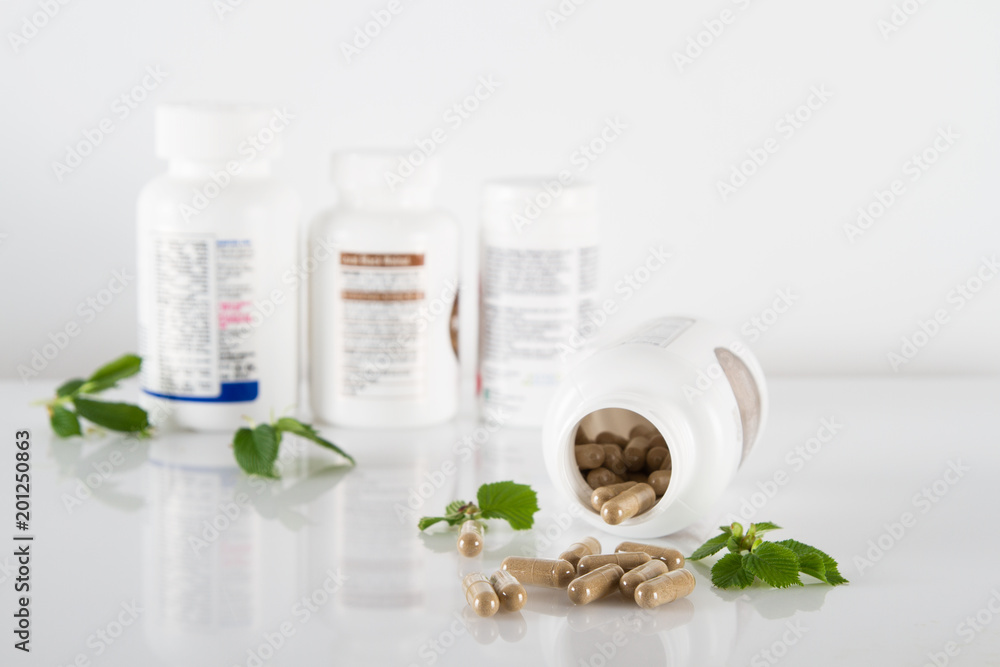 Herb capsule, Nutritional Supplement, Vitamin Pill, Herbal Medicine ...