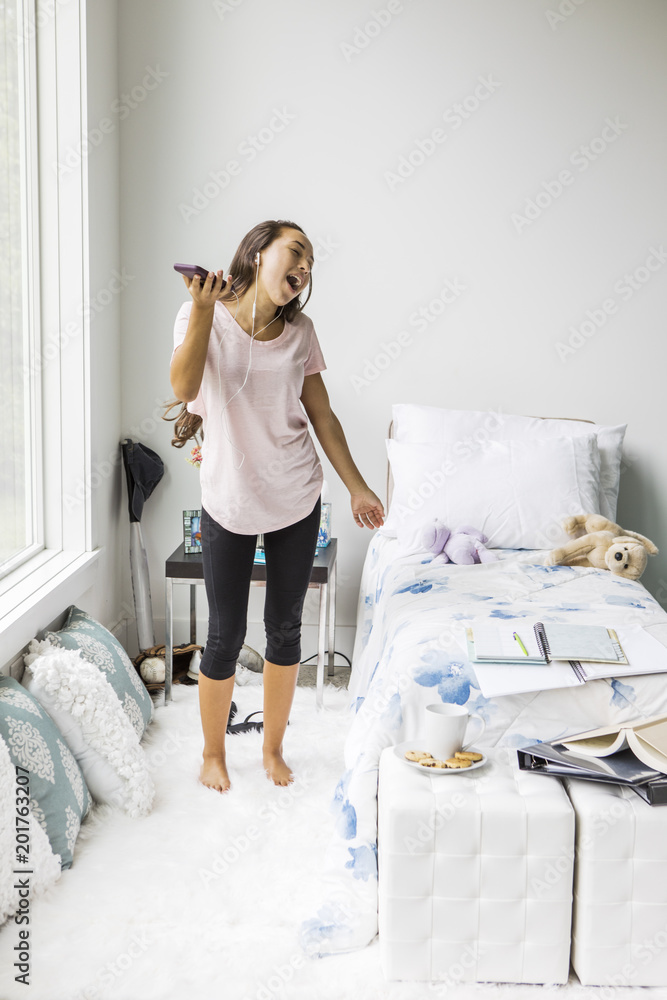 Girl Dancing In Room Tumblr