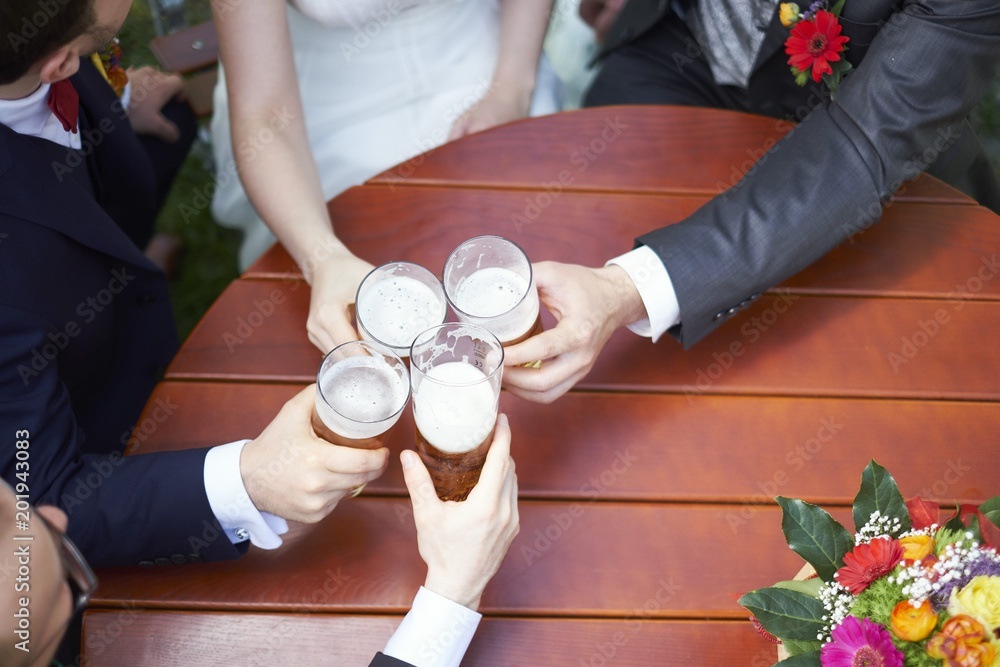 Braut Im Biergarten Stock Photo Adobe Stock