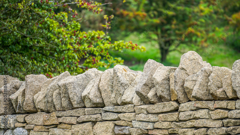 Iconic Cotswold dry stone walls, the Cotswolds, England Stock Photo ...
