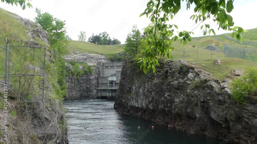 Georgia, Buford Dam Park, A pan across the gully at the Buford Dam ...