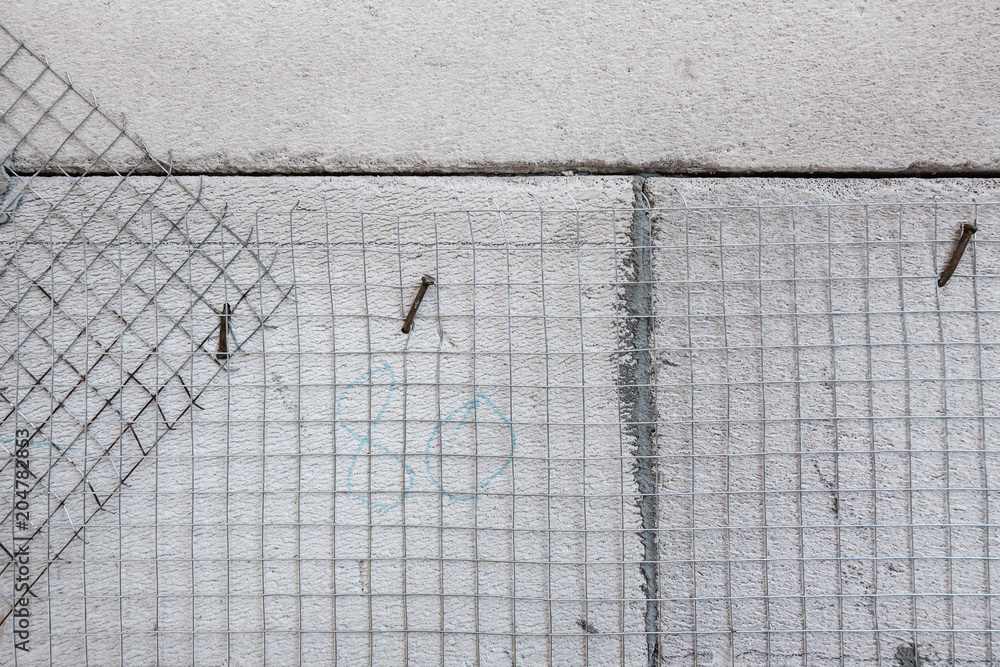 house wall construction protect with Welded wire mesh at wall corner ...