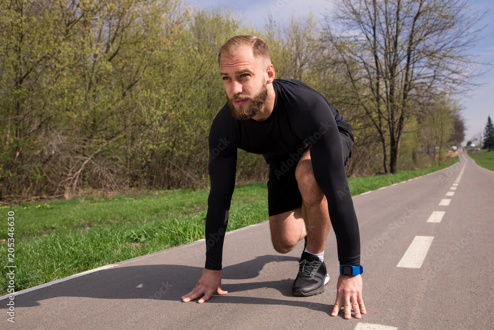 Go forward! Closeup portrait of the handsome fitness athlete man ...
