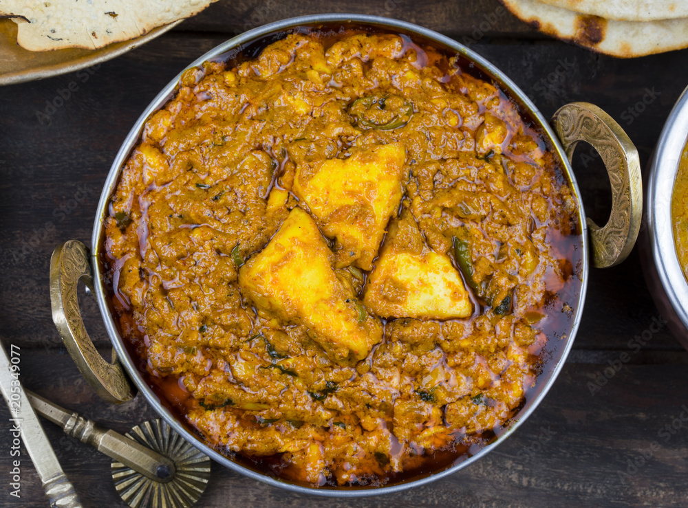 Indian Food Kadai Paneer Served With Dal Makhani, Tandoori or Papad ...