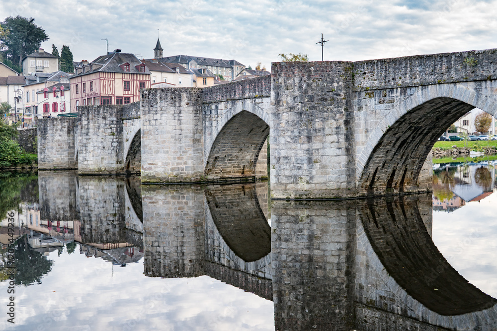 Pont médiéval à Limoges Stock Photo | Adobe Stock