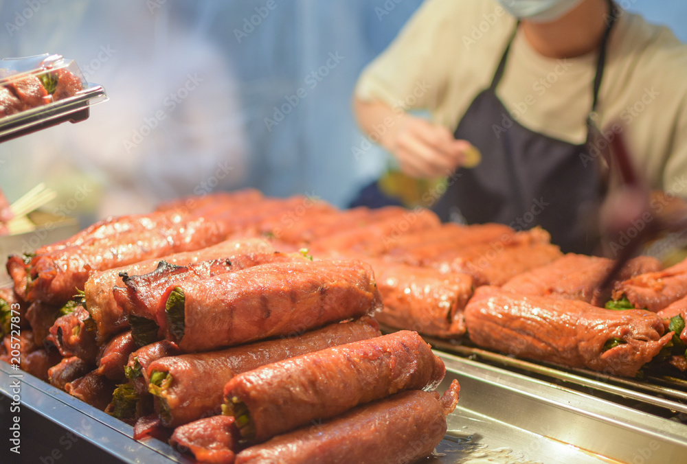 Pork roll Spring onion Scallion Street food in night market Taipei ...