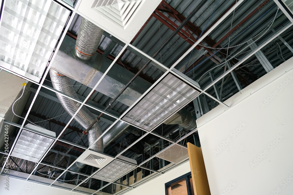 office ceiling installation during office renovation construction Stock ...