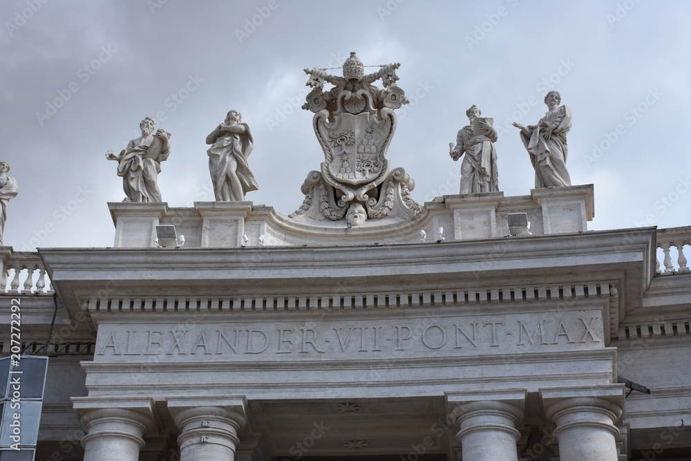 Rome. Details of the colonnade of G.L.Bernini formed by 284 monolithic ...