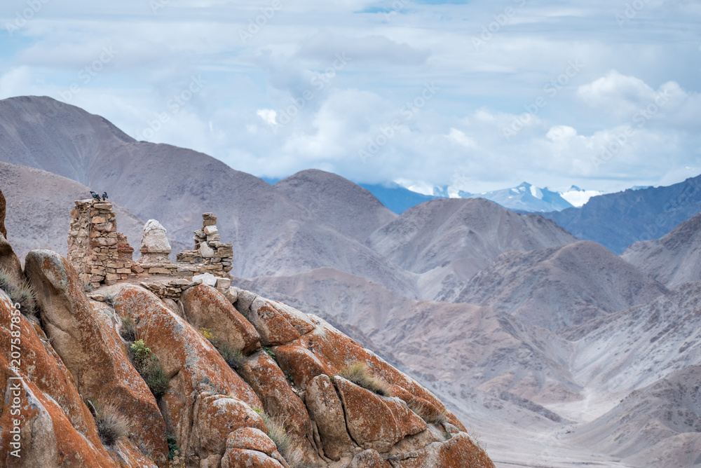 Poster Leh ladakh, valley, Himalayan mountain landscape along Manali ...