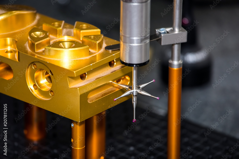 Gear measuring machine for the fast and efficient analysis of small ...