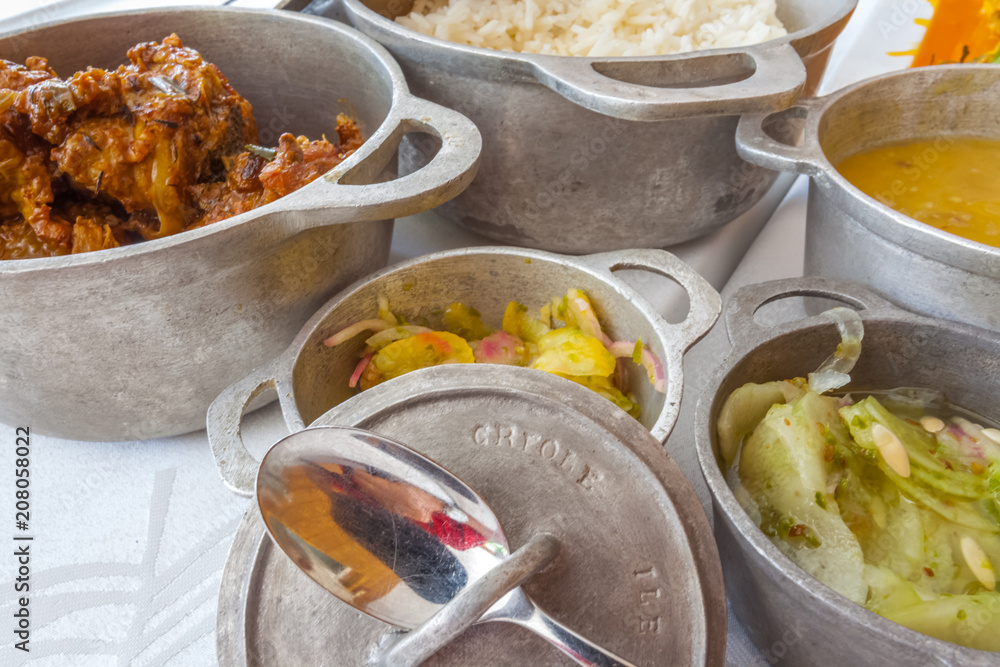 repas créole, île de la Réunion Photos | Adobe Stock