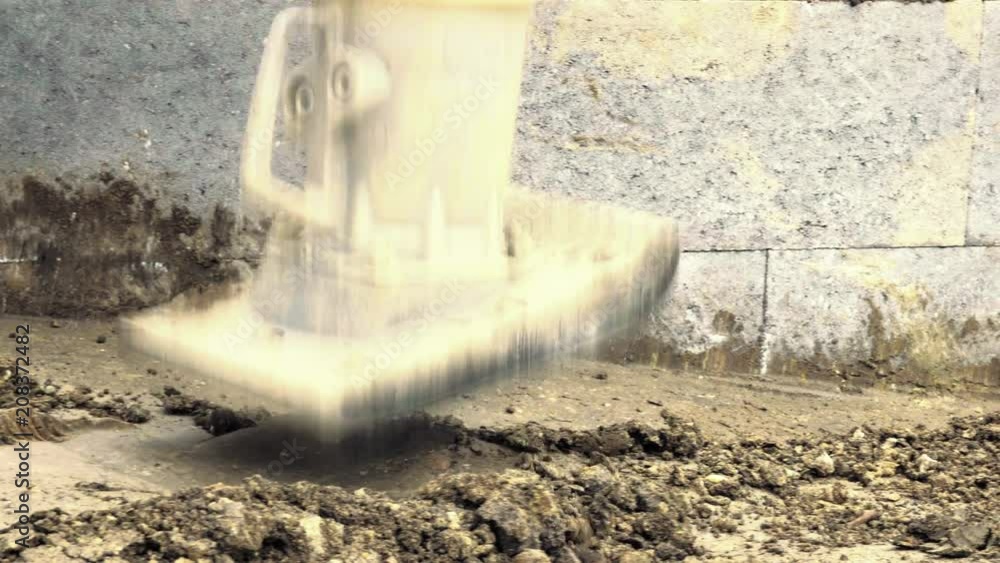 Vidéo Stock Jumping Jack Compactor, vibratory blower, mechanical jump ...