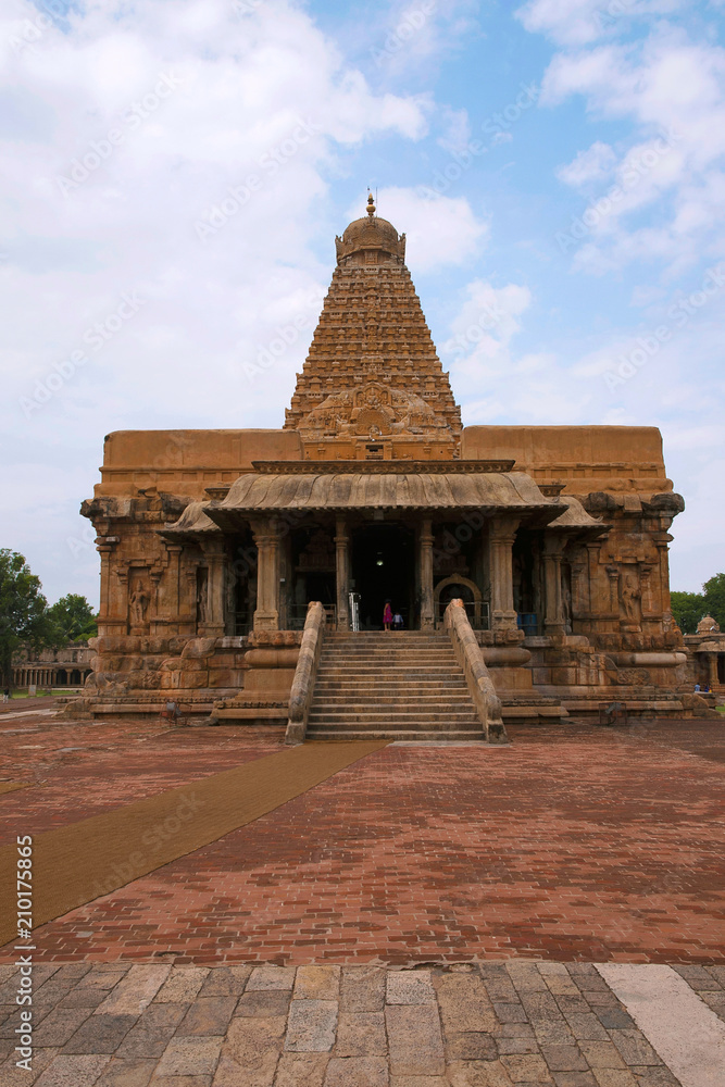 Flight of steps leading to pillared mandapa, Brihadisvara Temple ...