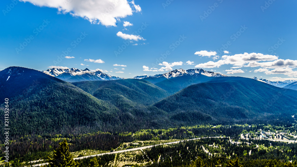 Cascade Mountain Range