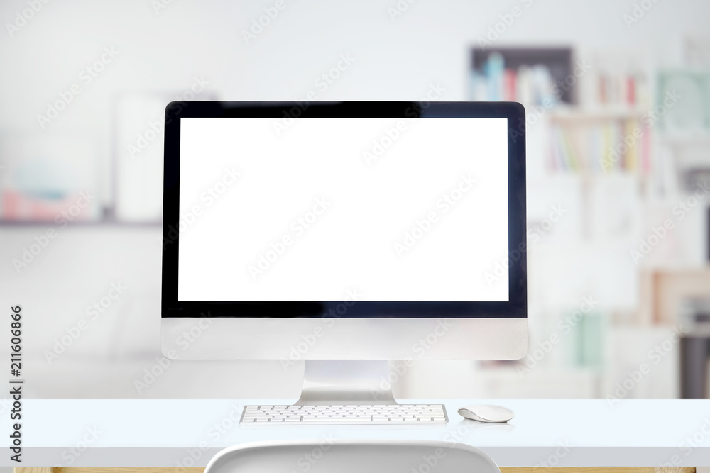 Mockup Blank screen desktop computer on white table. white screen ...