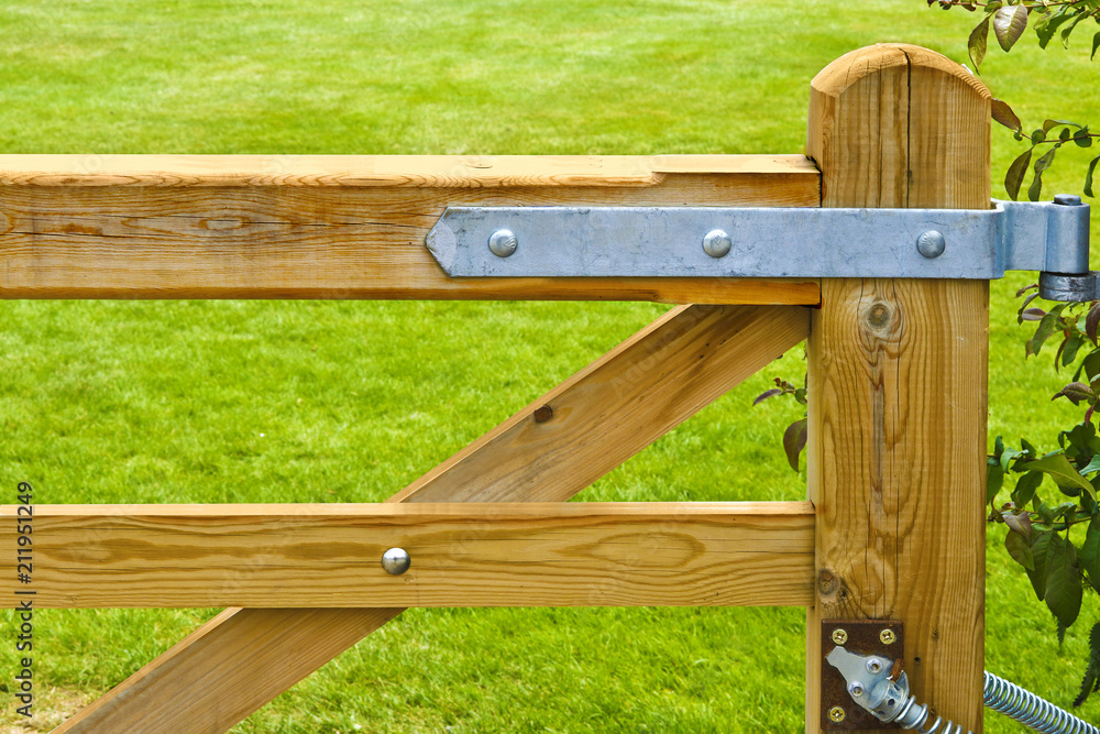Five bar gate with post and hinge section in closeup Stock Photo ...