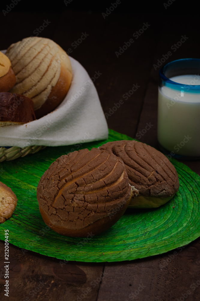 Pan dulce concha de chocolate Stock Photo | Adobe Stock
