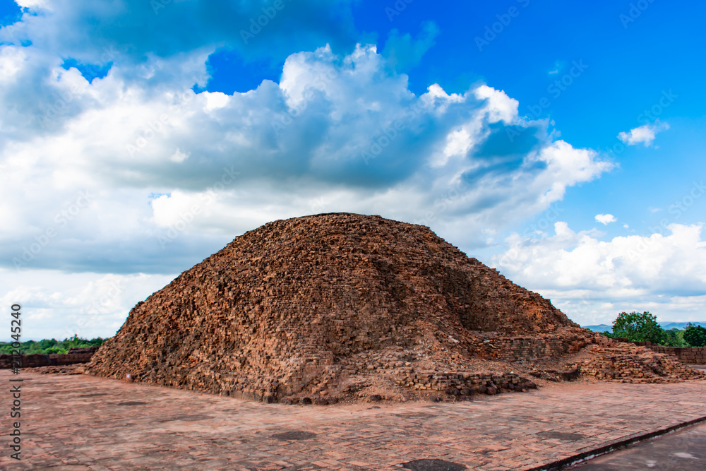 The Pyramid remains in Thailand made of laterite bricks at Kao klang ...