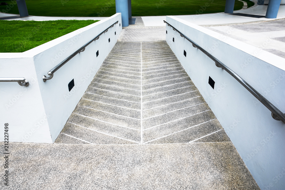 Ramp for wheelchair at the building background Stock-Foto | Adobe Stock