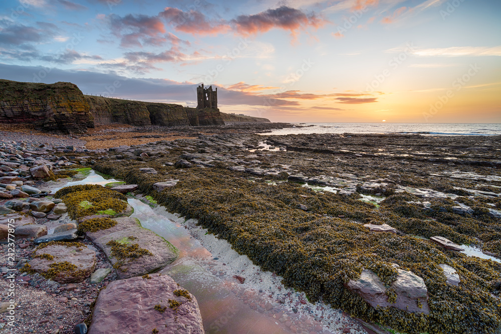Sunrise at Keiss Castle in Caithness wall mural wallpaper ...