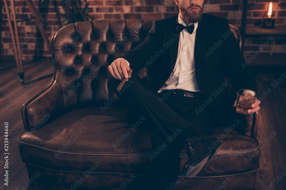 Meeting bar restaurant posh rich wealthy rest relax leisure lifestyle ...