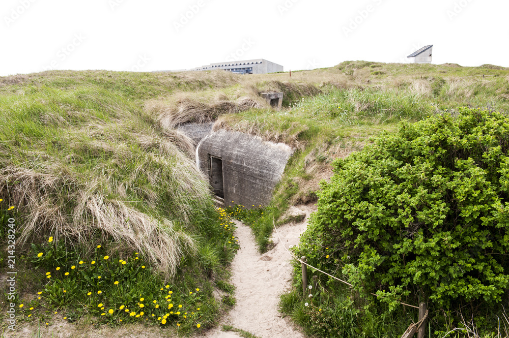 Laufgraben und Eingang zu einem Bunker, Bunkermuseum Hirtshals, Jütland ...
