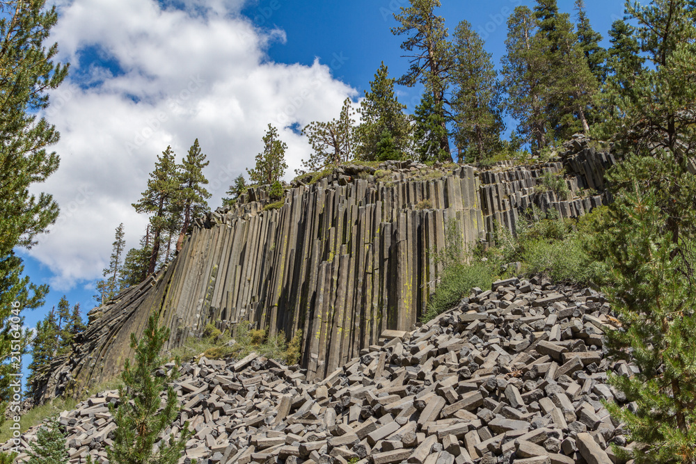 Devils Postpile National Monument of Columnar Basalt, Mammoth Lakes ...