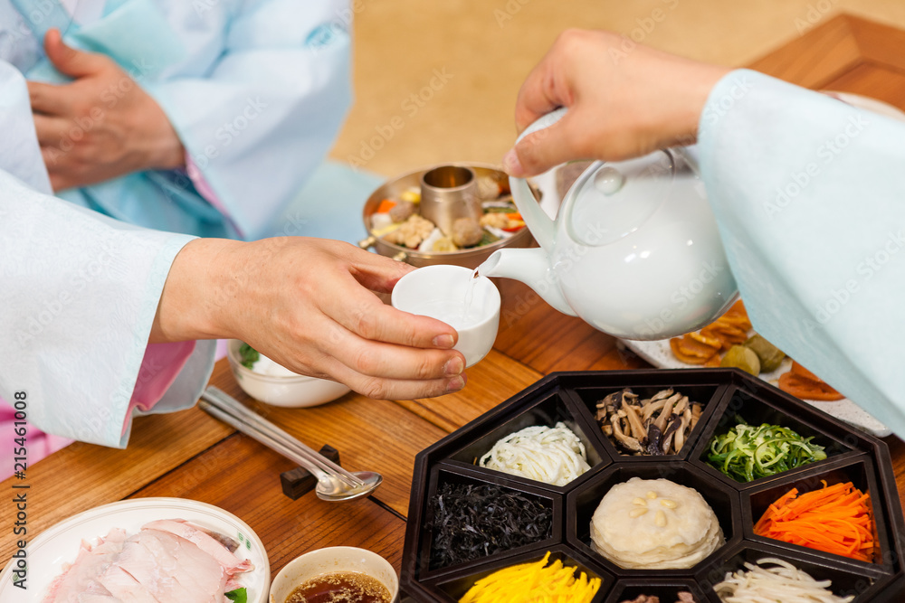 한국 전통 술문화 Stock Photo | Adobe Stock