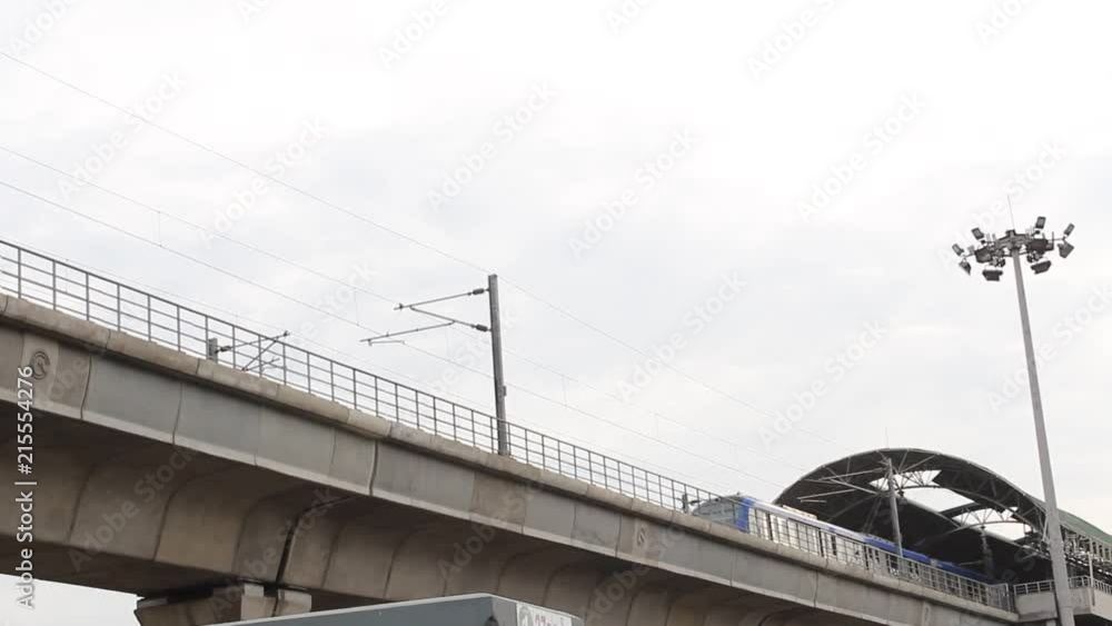 Vidéo Stock Chennai Mofussil Bus Terminus(CMBT),modern bus terminal ...
