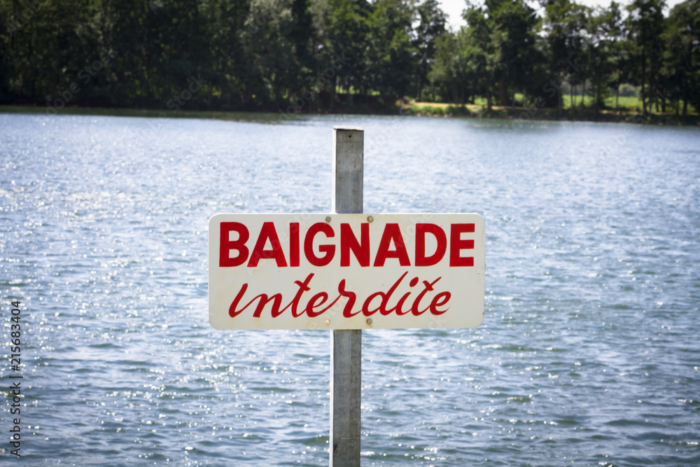panneau baignade interdite Stock Photo | Adobe Stock