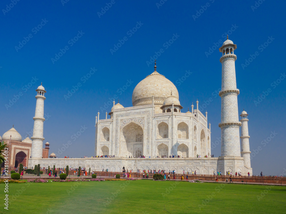 The Taj Mahal, the ivory-white marble mausoleum in the city of Agra ...