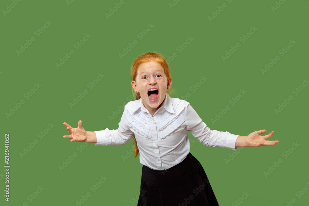 Foto de Screaming, hate, rage. Crying emotional angry teen girl ...